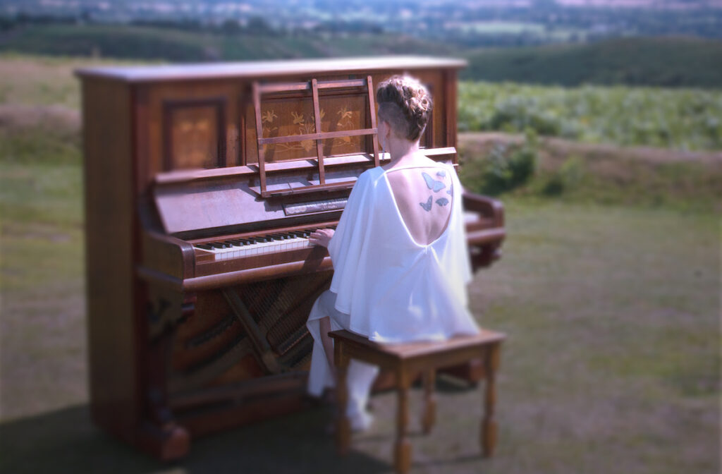 Beth Karp shares the journey behind her debut album "Beautiful Surrender" - Step FWD UK