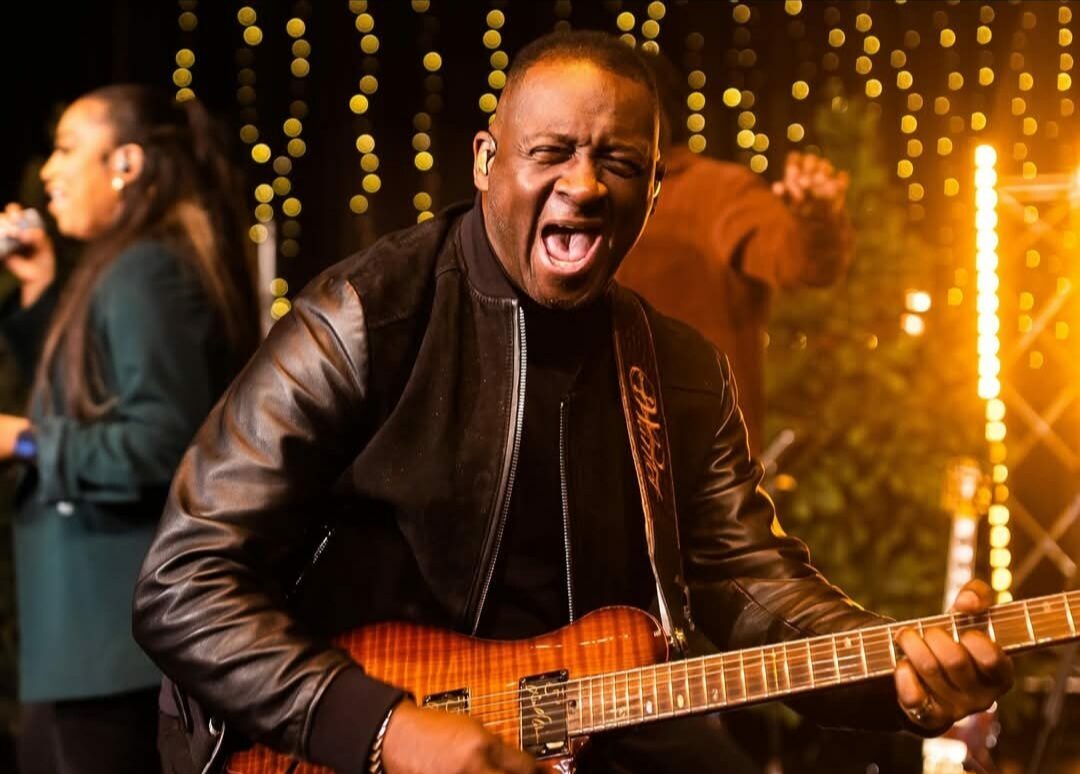 Noel Robinson releases new full length album "Change the atmosphere ...