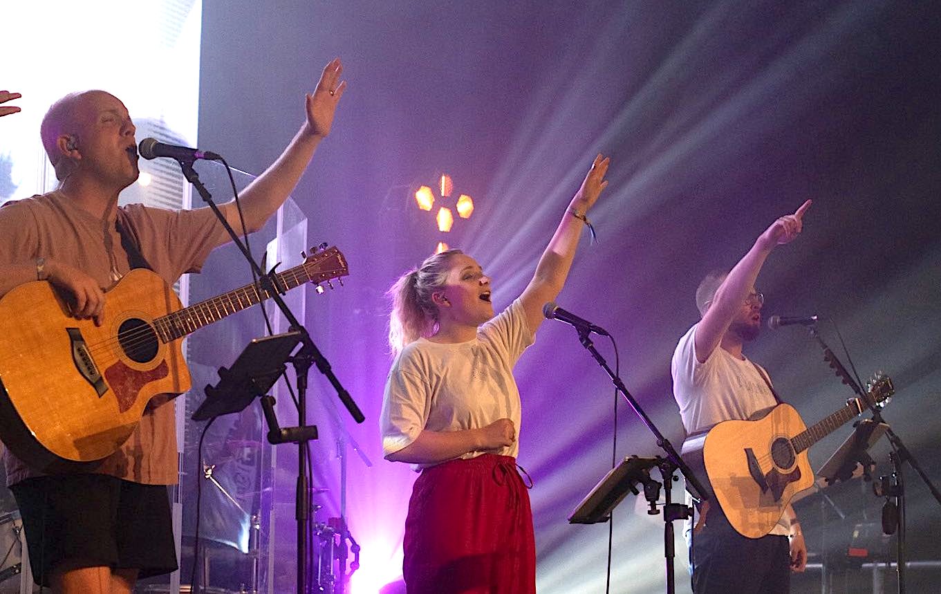 ‘No Holding Back’ out now by Taylor & Co Worship and Luke Wareham ...